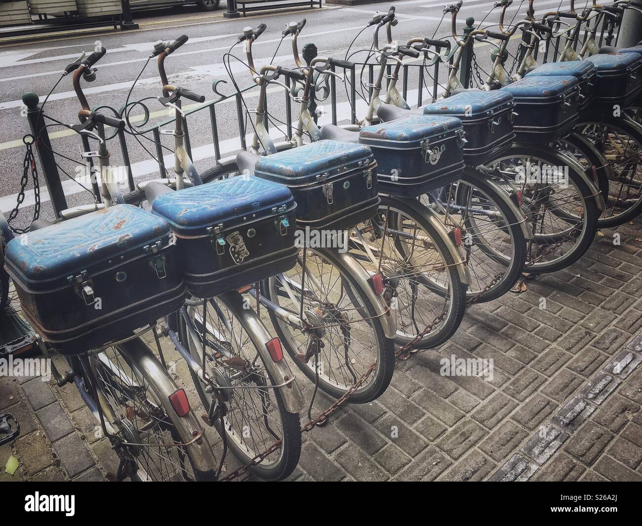 Back boxes hi-res stock photography and images - Alamy