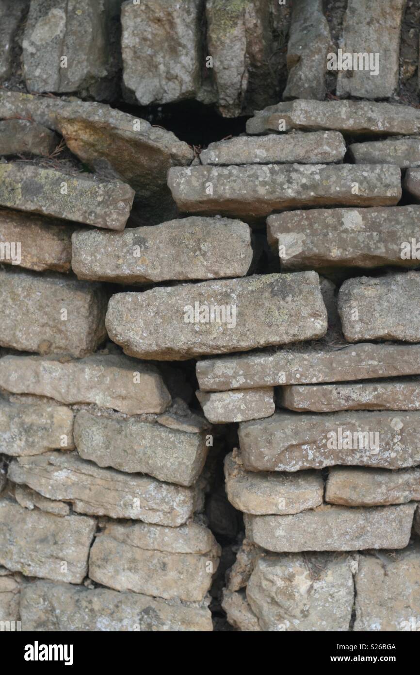 Wall about to crash Stock Photo - Alamy