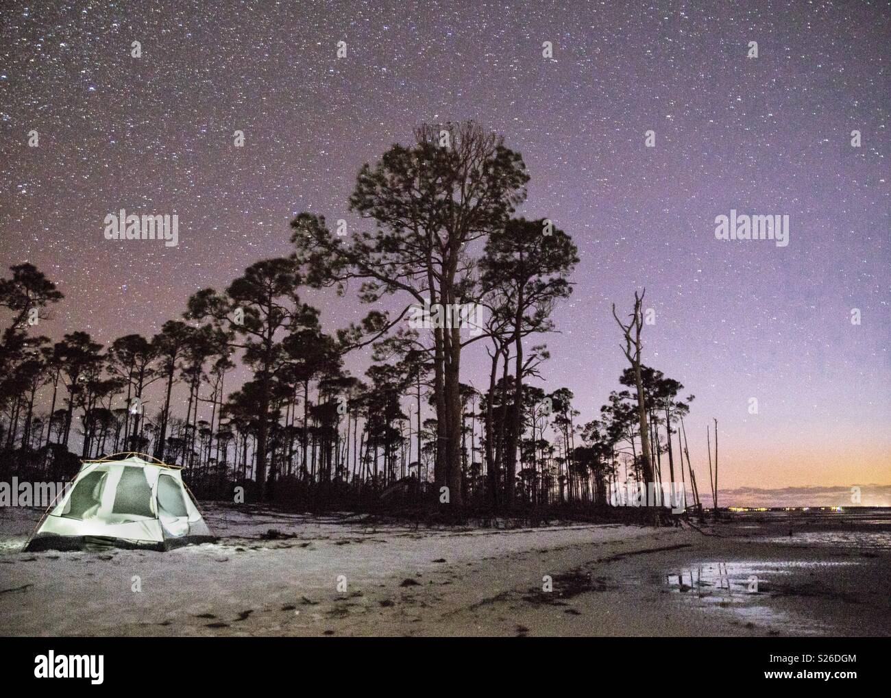 Camping beach hi-res stock photography and images - Alamy