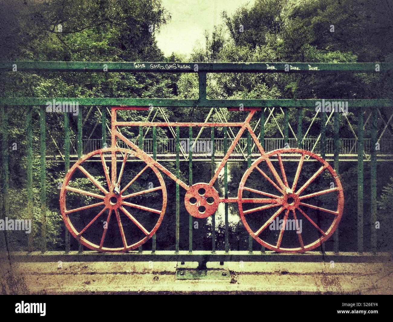 Bridge indicator hi-res stock photography and images - Alamy