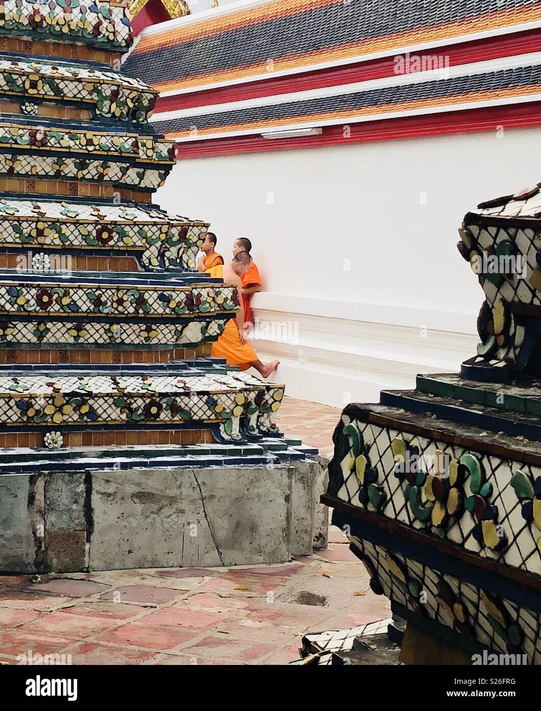 Bangkok temples hi-res stock photography and images - Alamy