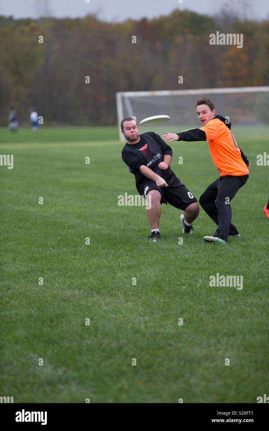 Ultimate Frisbee Stock Photos & Ultimate Frisbee Stock Images - Alamy