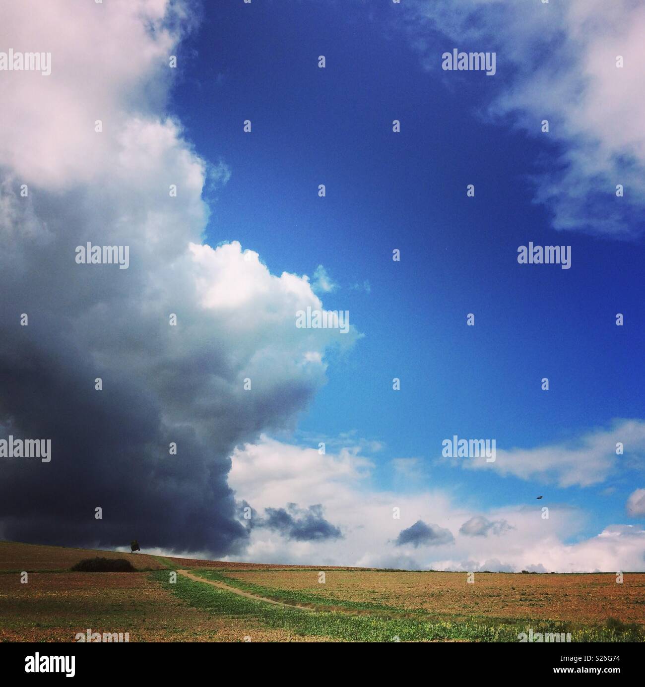 Approaching storm hi-res stock photography and images - Alamy