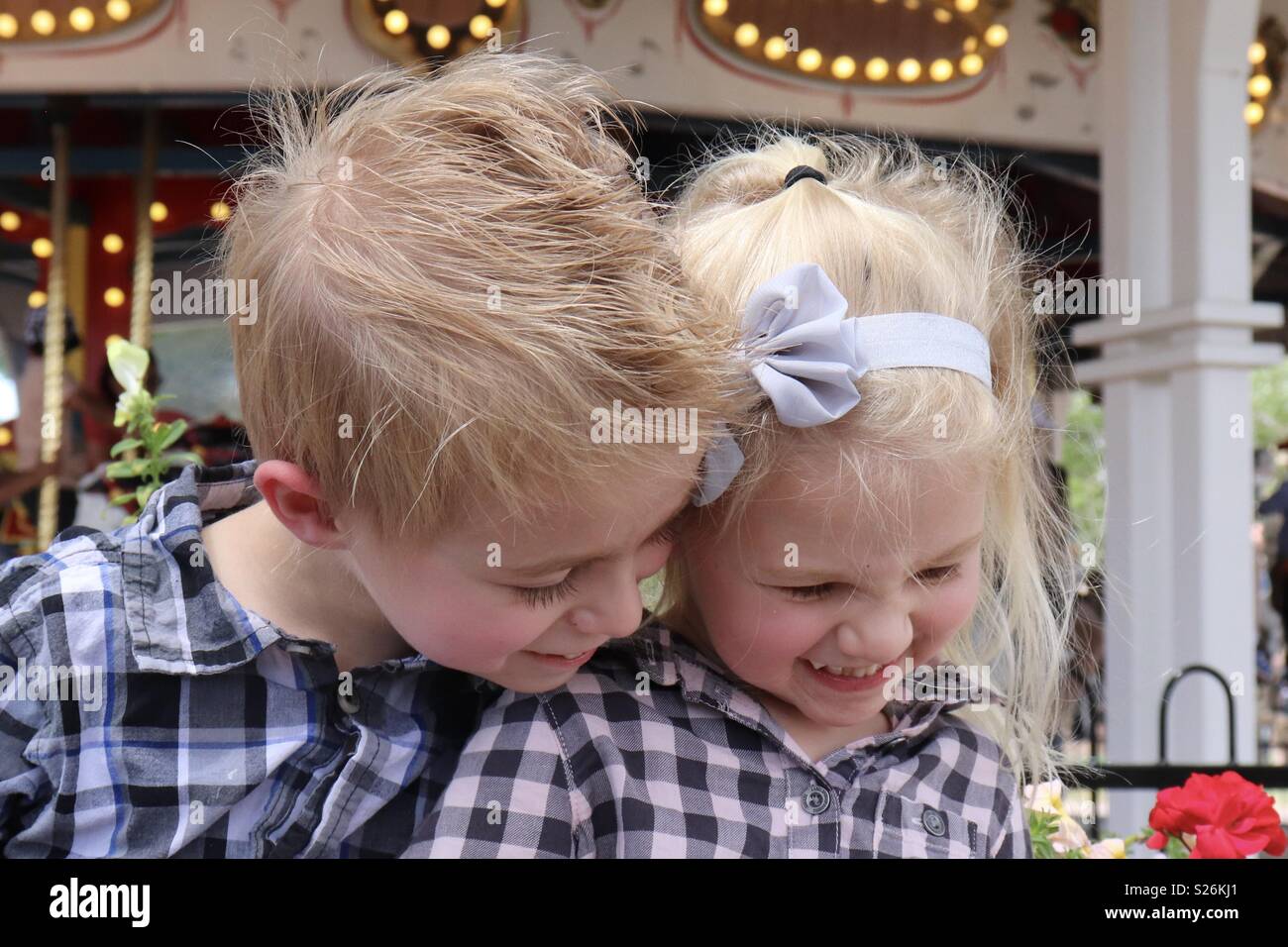 Sister siblings hi-res stock photography and images - Alamy