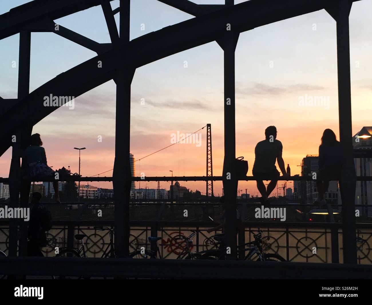 Munich hackerbrucke hi-res stock photography and images - Alamy
