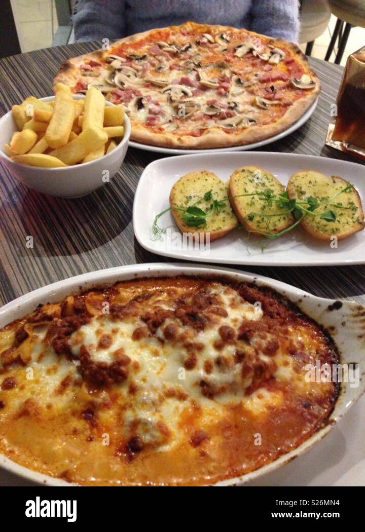 Italian restaurant food Stock Photo - Alamy