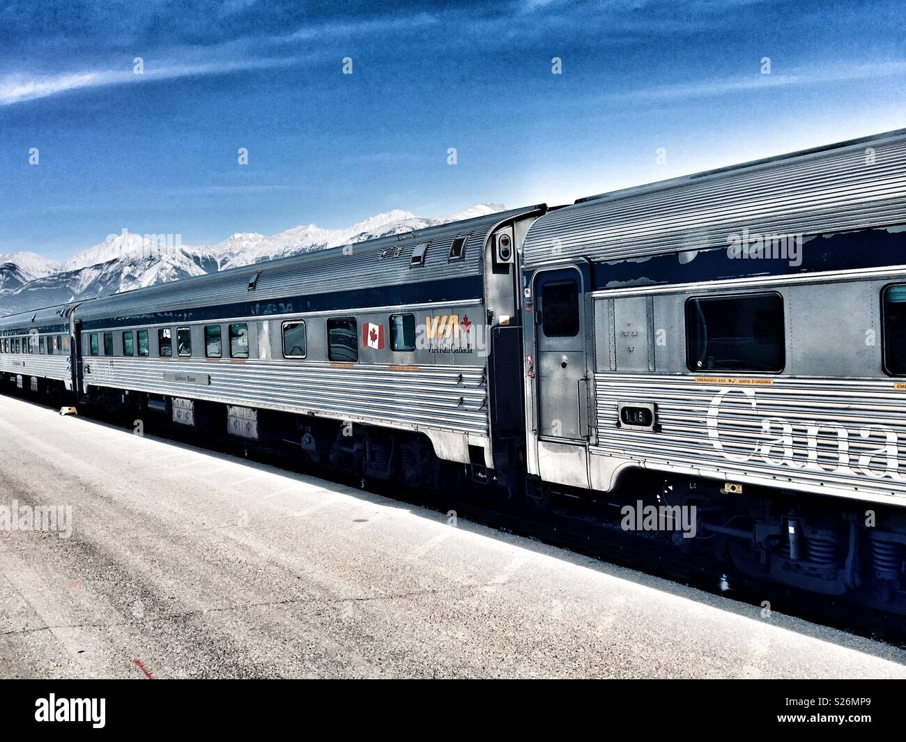 Canadian train and mountains hi-res stock photography and images - Alamy