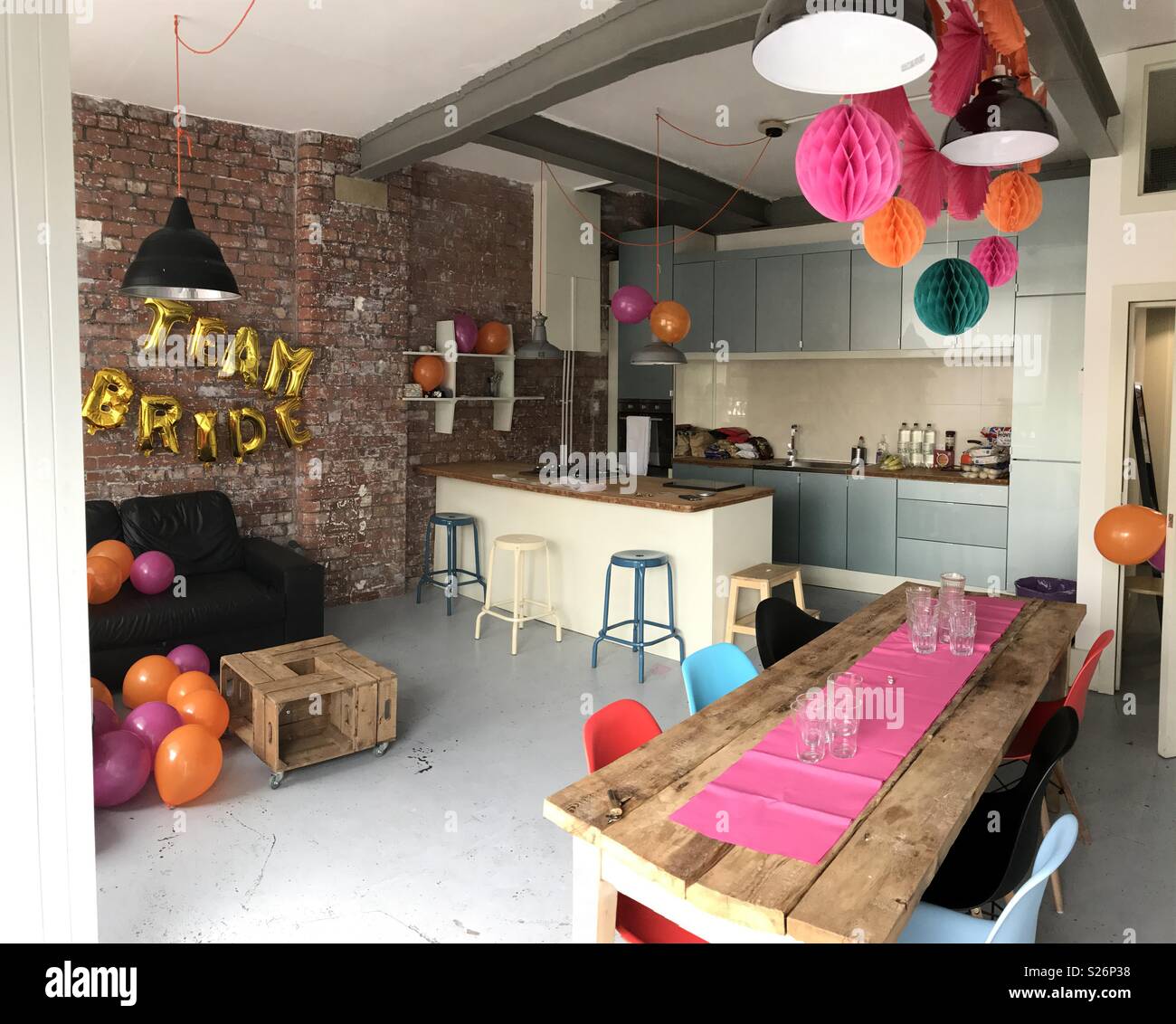 Hen party hi-res stock photography and images - Alamy