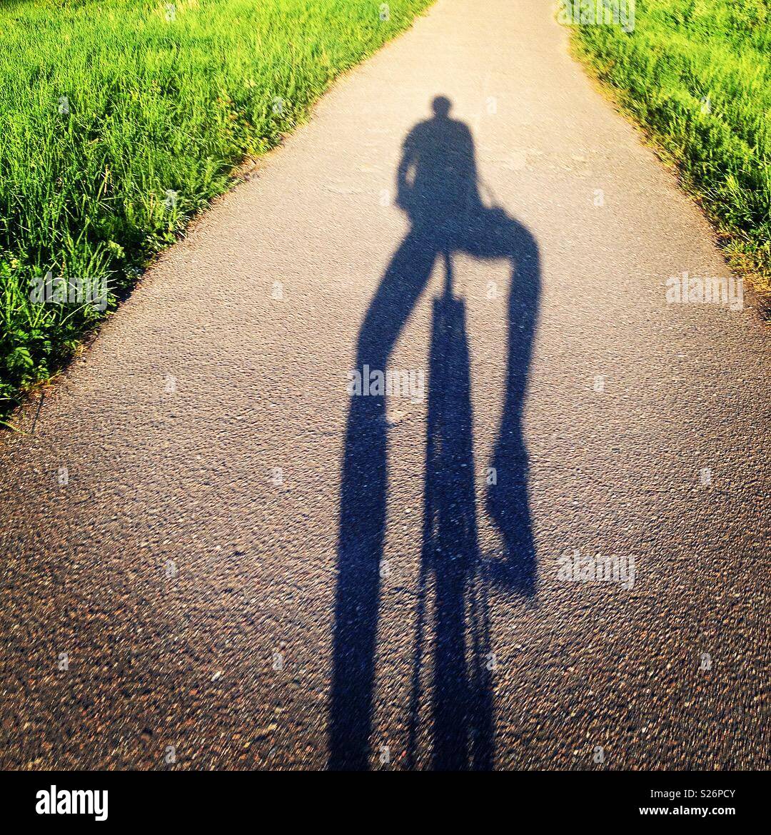 Bicycling season hi-res stock photography and images - Alamy
