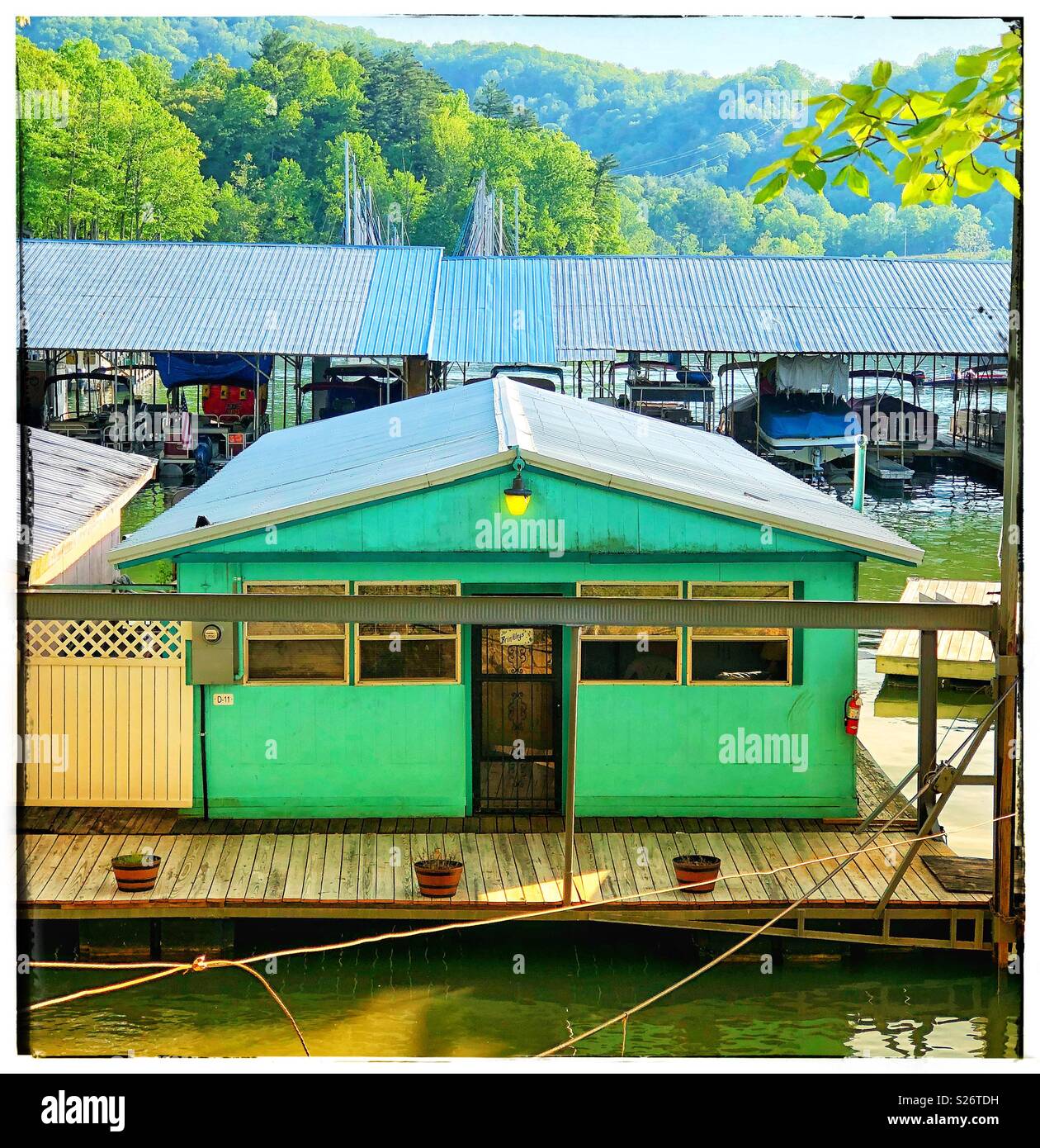 Green boat house hi-res stock photography and images - Alamy