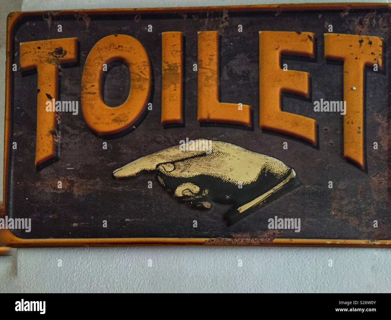 Vintage toilet hi-res stock photography and images - Alamy