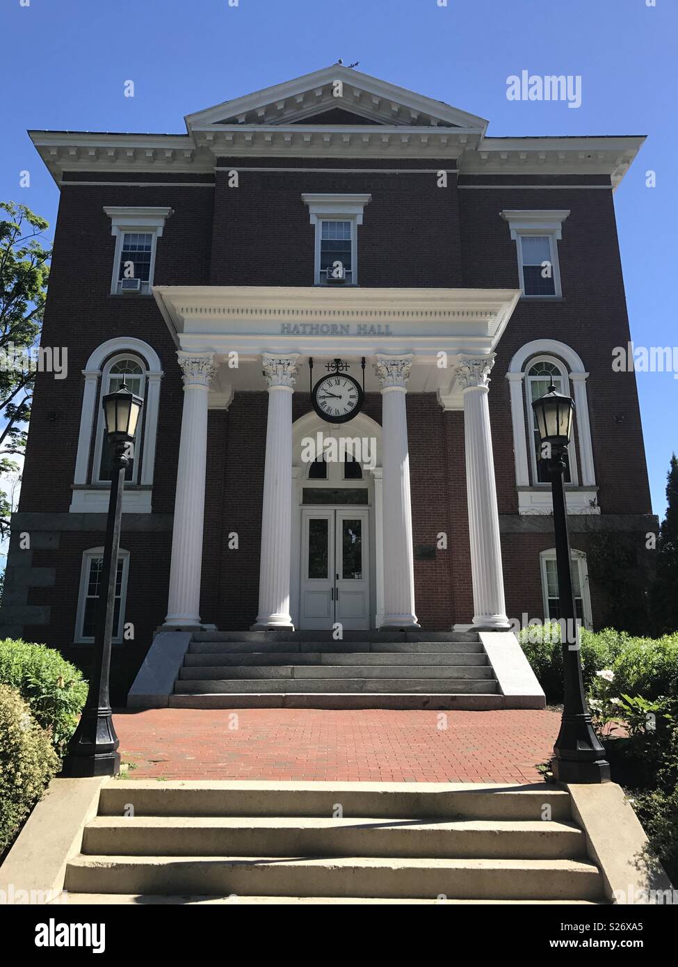 Hathorn Hall at Bates College Stock Photo - Alamy