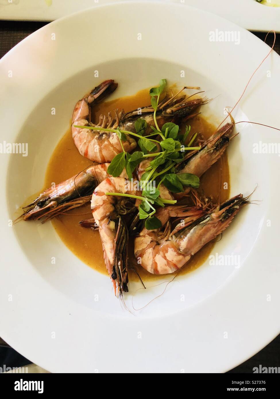 Shell prawns hi-res stock photography and images - Alamy
