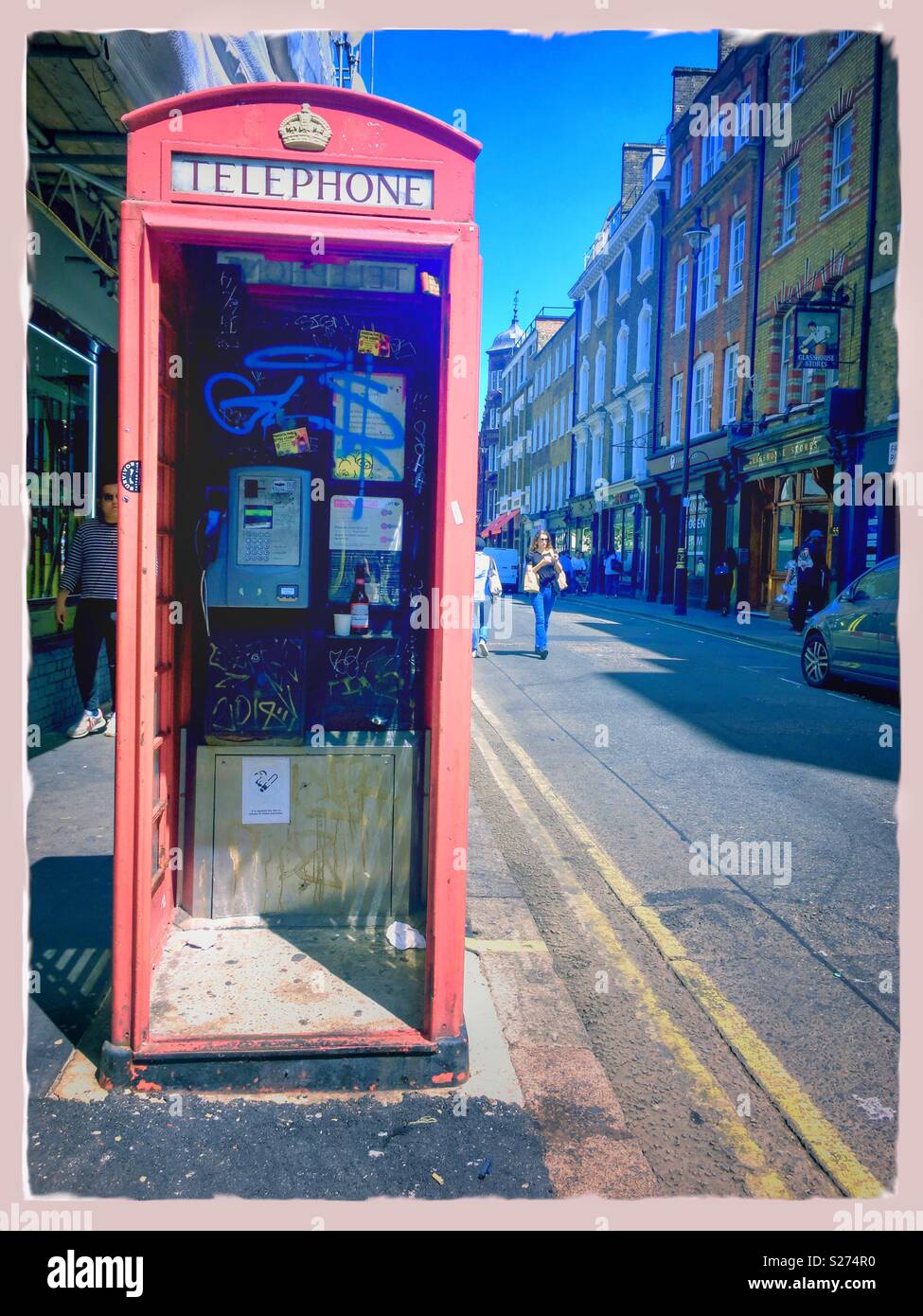 Phonebox street hi-res stock photography and images - Alamy
