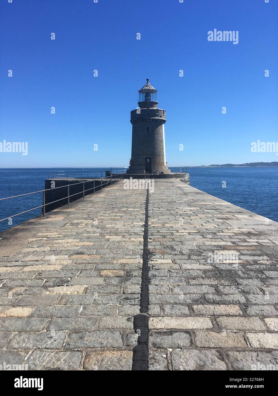 St peter port lighthouse hi-res stock photography and images - Alamy