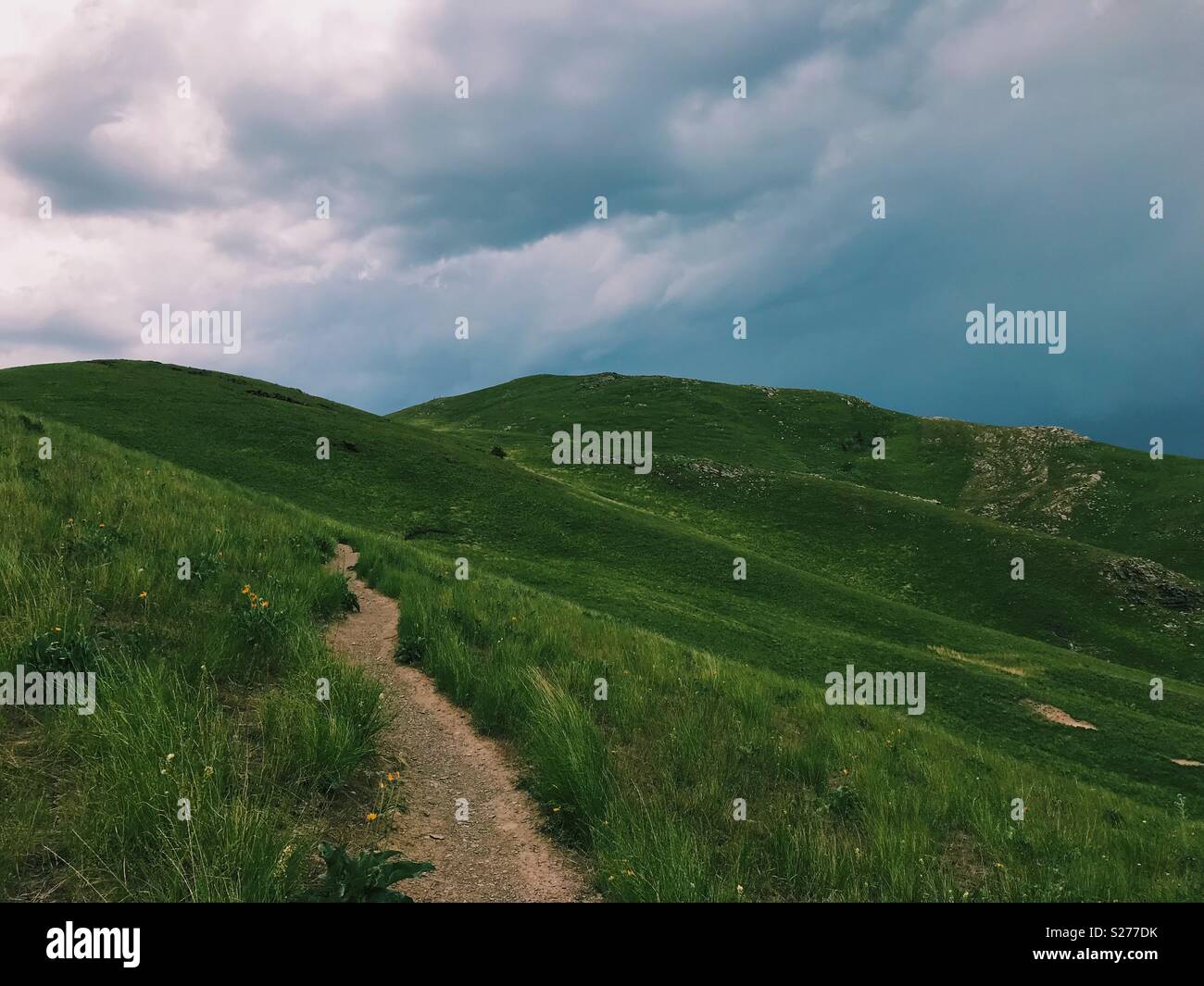 Rolling trail hi-res stock photography and images - Alamy