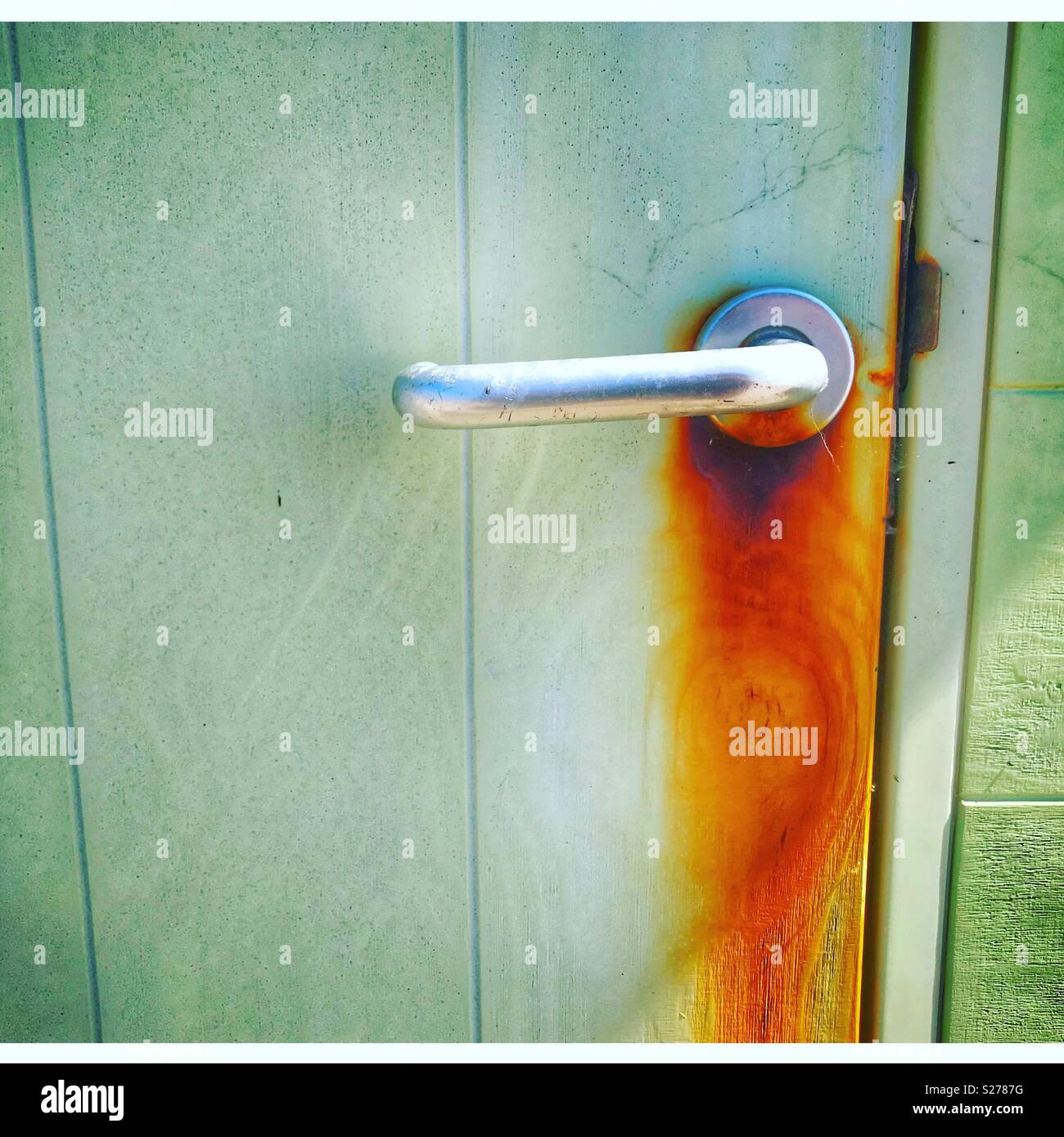 Rusting beach hut hi-res stock photography and images - Alamy