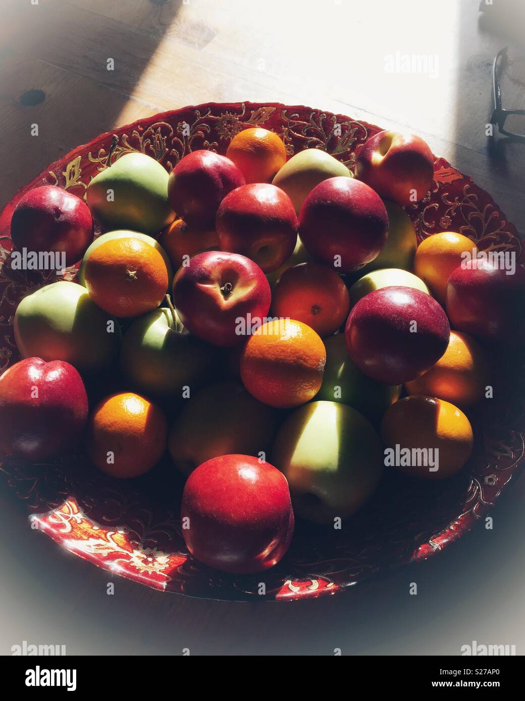 Fruit sun hi-res stock photography and images - Alamy