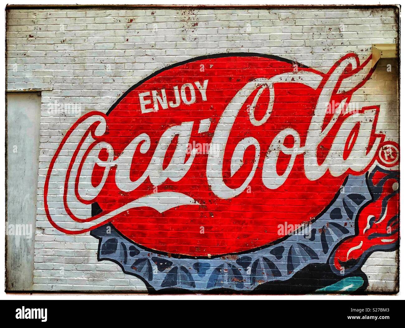Coke building hi-res stock photography and images - Alamy