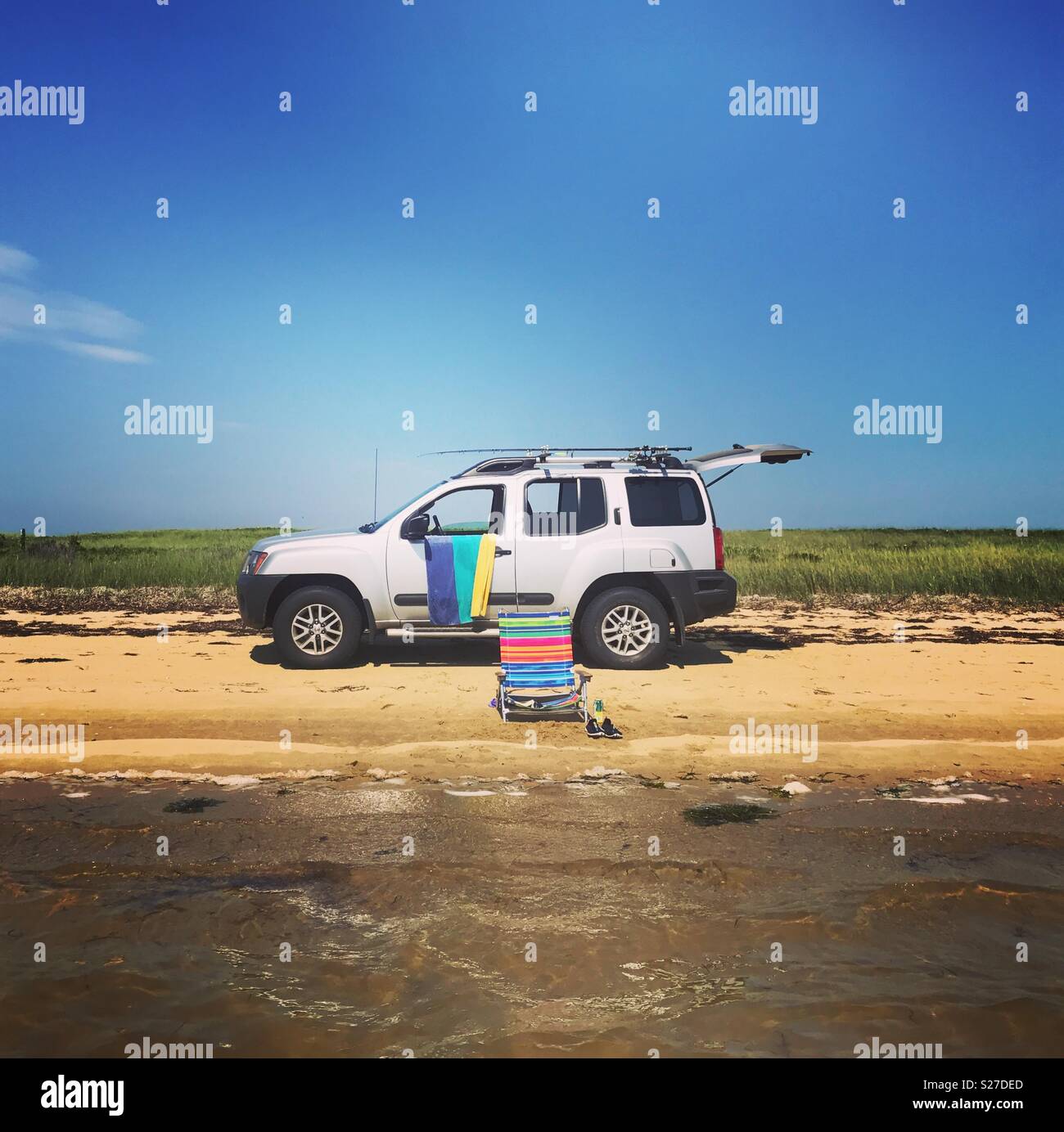 Off road beach hi-res stock photography and images - Alamy