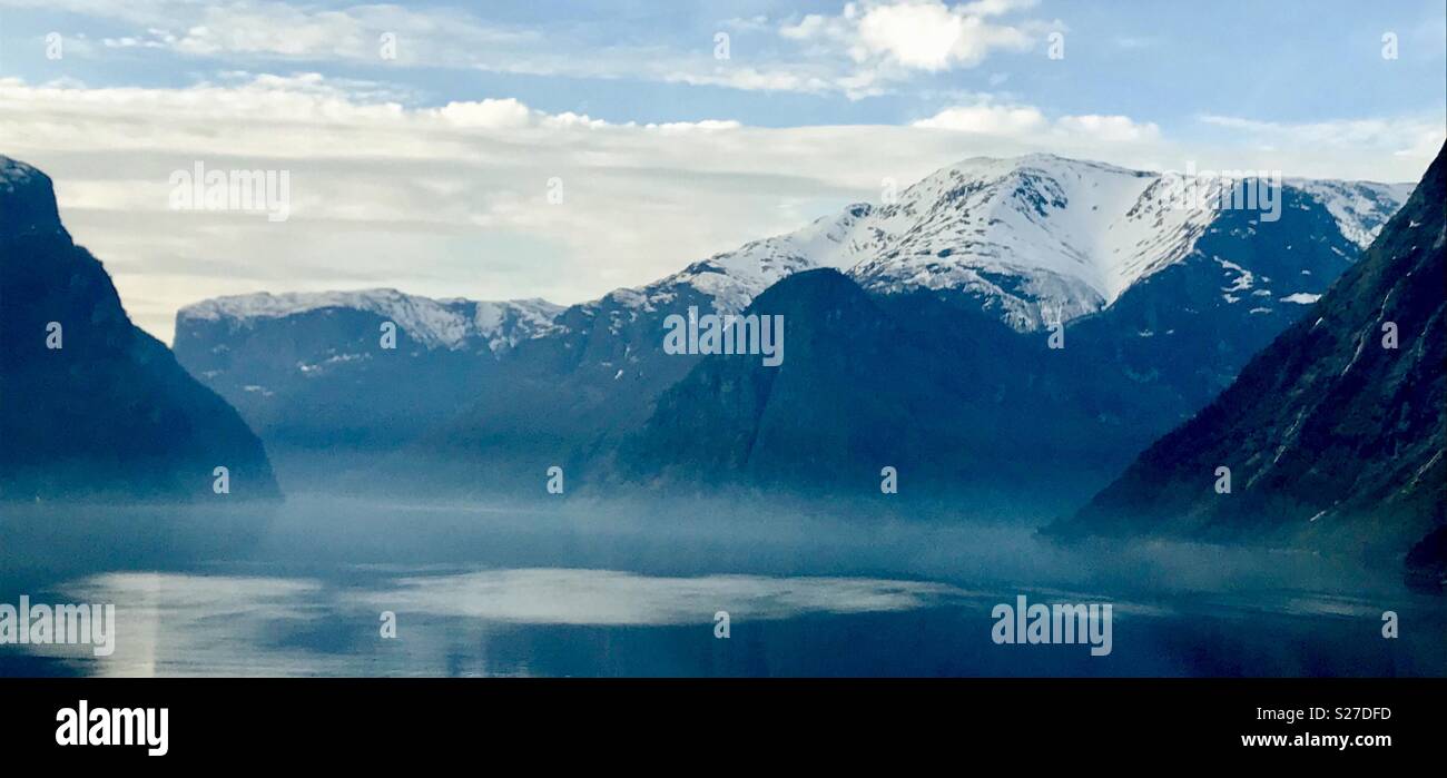 Fjords norway reflection hi-res stock photography and images - Alamy
