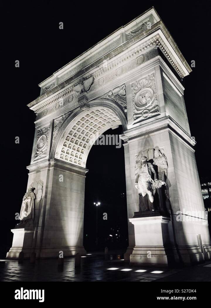 New york dramatic hi-res stock photography and images - Alamy