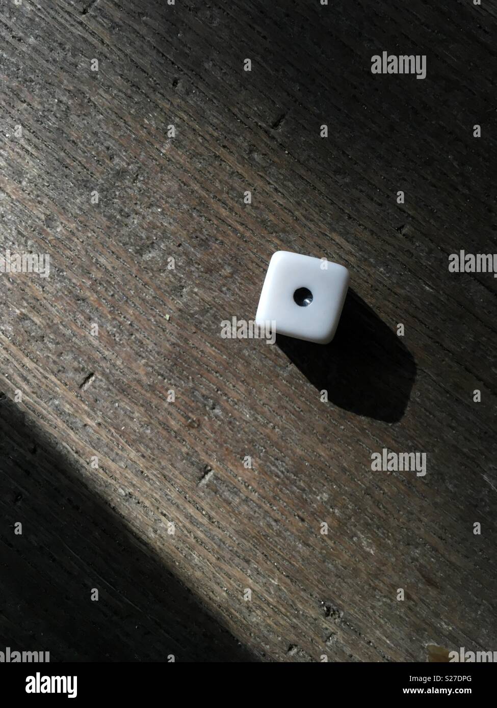 Number one on a single die Stock Photo - Alamy