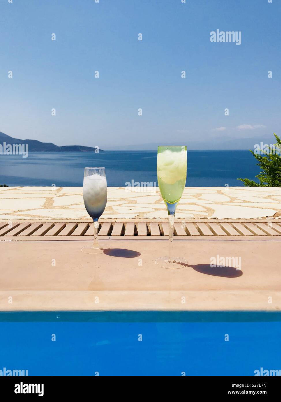 Sea drinks hi-res stock photography and images - Alamy