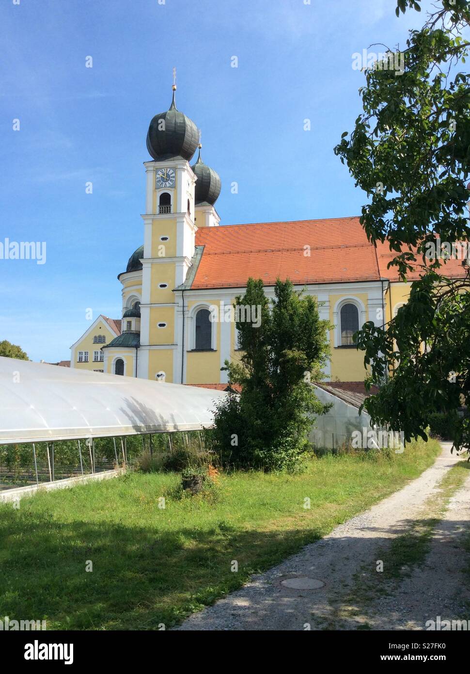 Cloister metten hi-res stock photography and images - Alamy