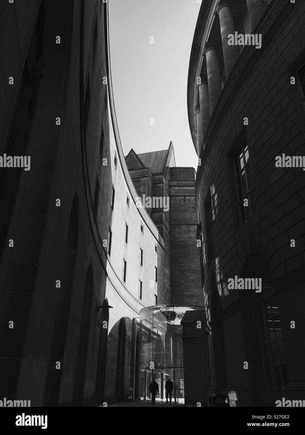 Library walk manchester hi-res stock photography and images - Alamy
