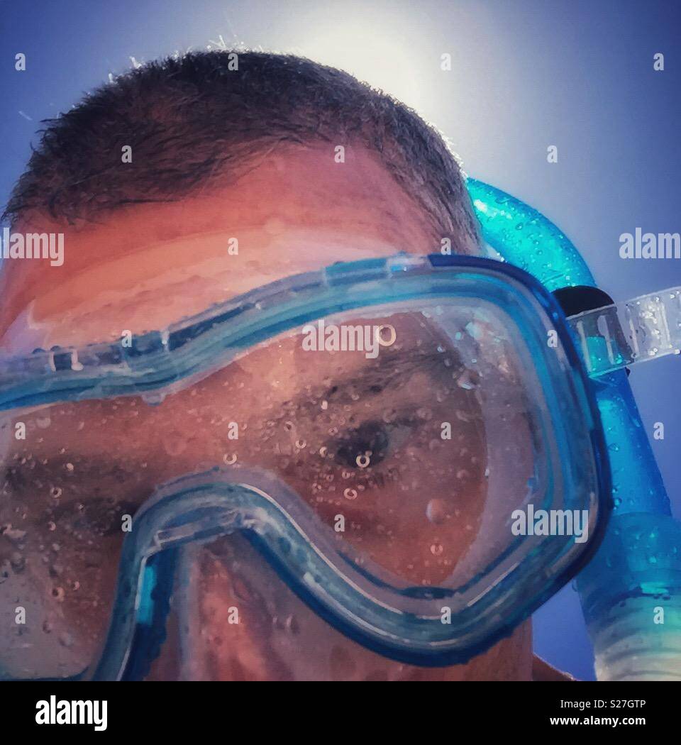 Snorkeler hi-res stock photography and images - Alamy
