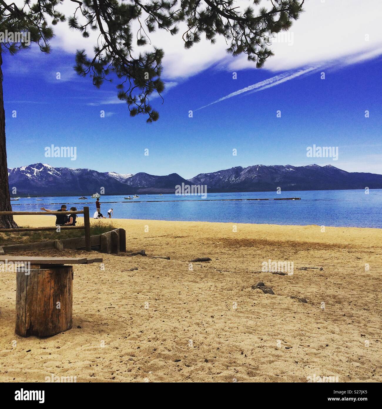 Stateline lake hi-res stock photography and images - Alamy