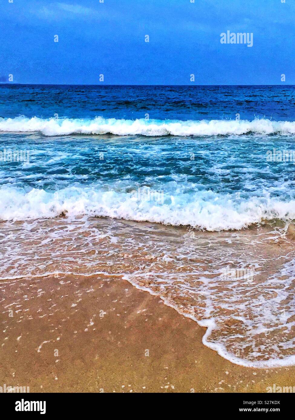 Deep Blue Sea High Resolution Stock Photography and Images - Alamy