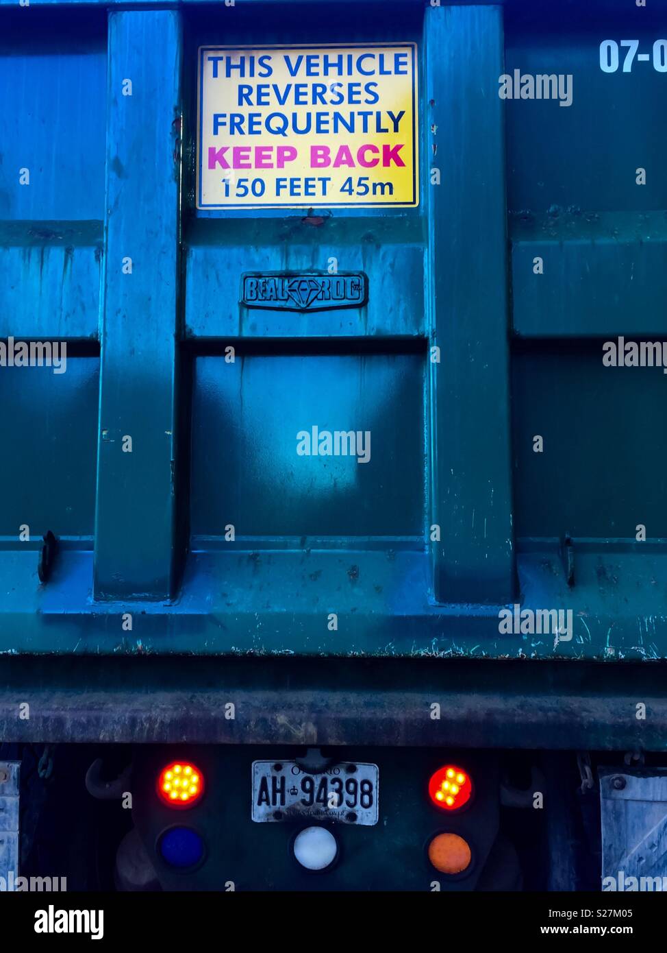 Keep back hi-res stock photography and images - Alamy