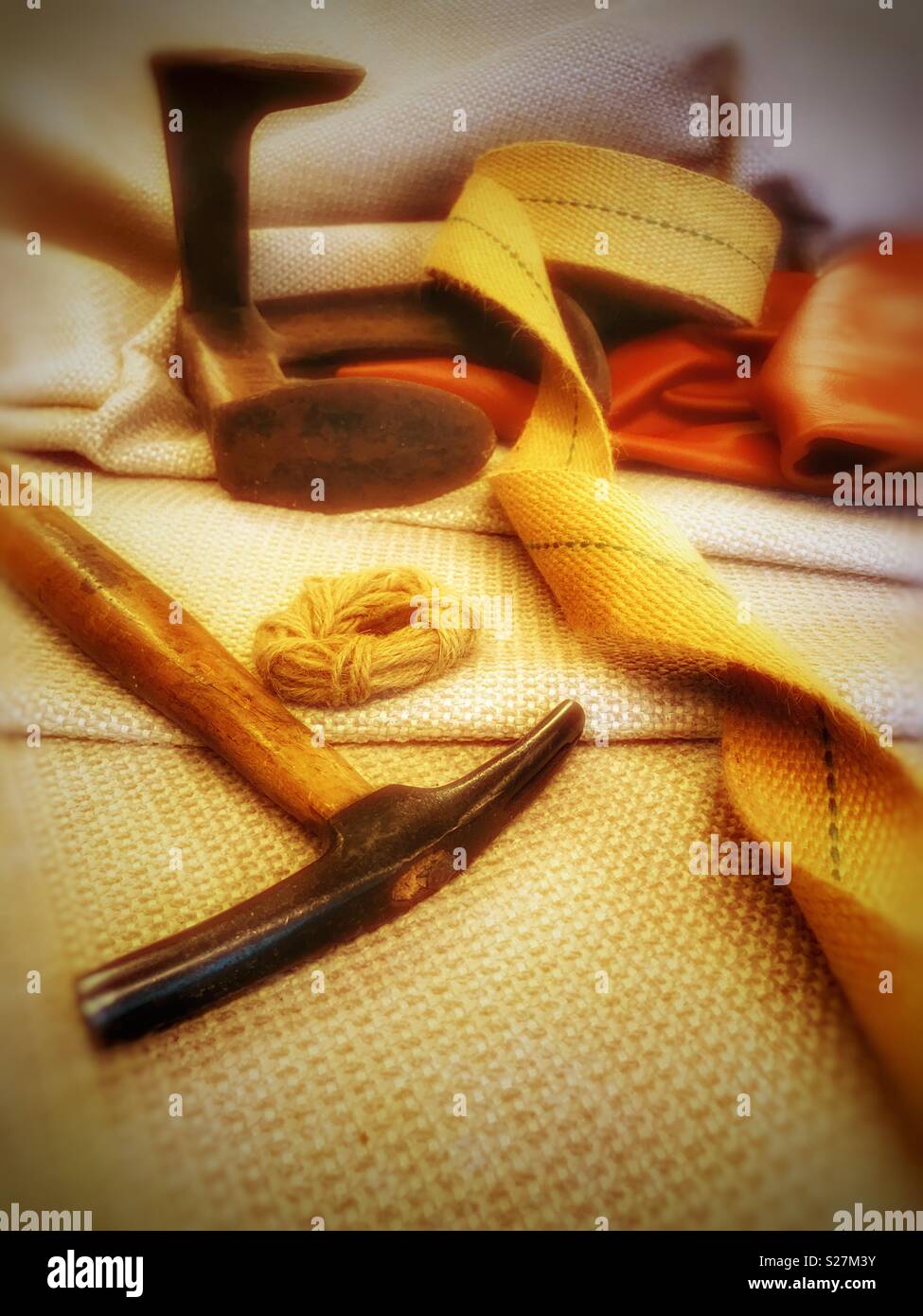 Traditional cobblers hi-res stock photography and images - Alamy