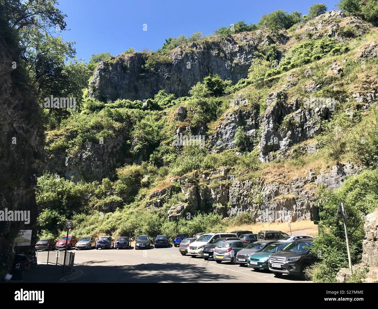 Cheddar gorge village Stock Photo - Alamy