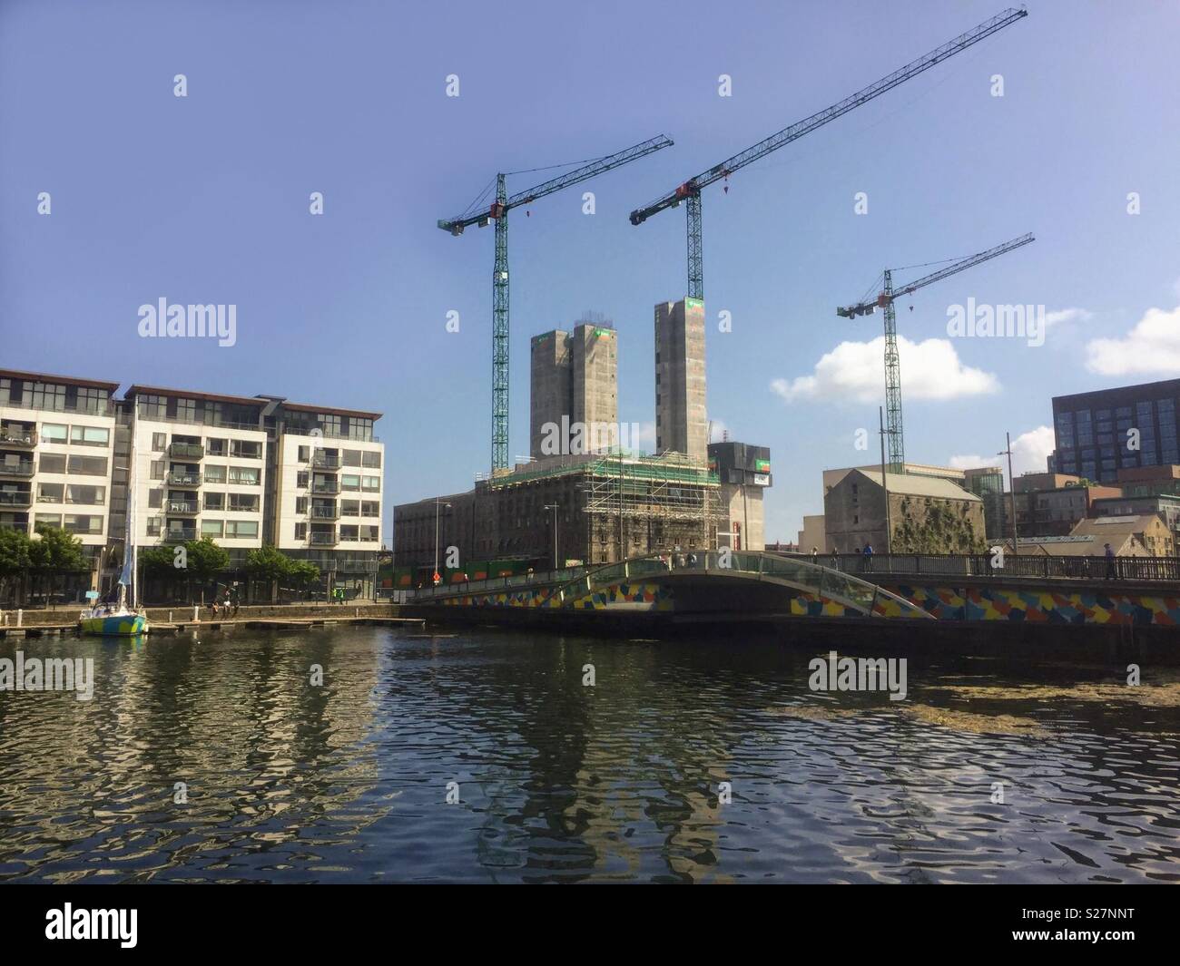 Google building ireland hi-res stock photography and images - Alamy