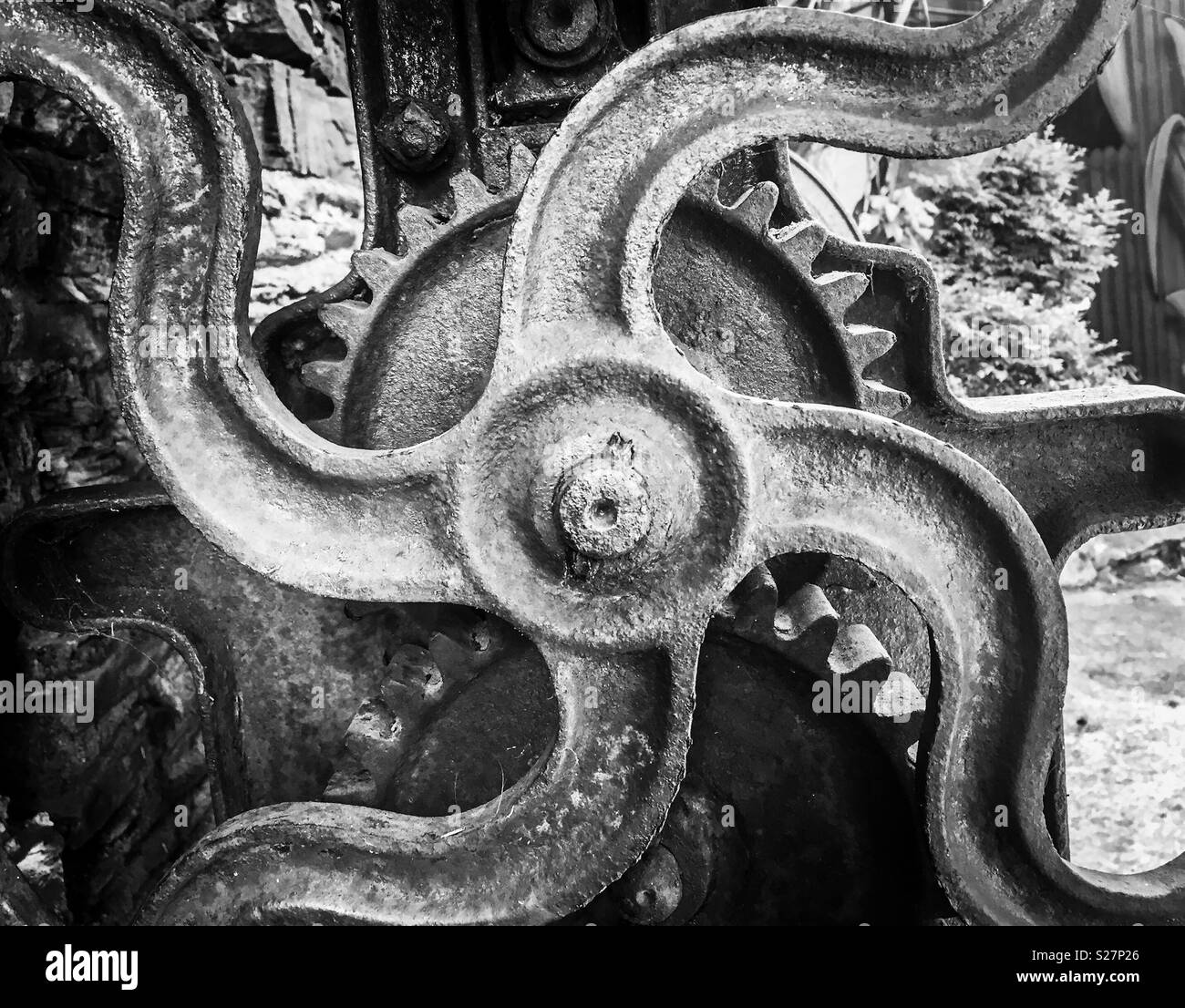 Washing Mangle High Resolution Stock Photography and Images - Alamy