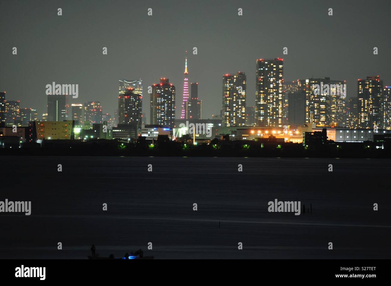 Tokyo bay skyline view at night Stock Photo - Alamy