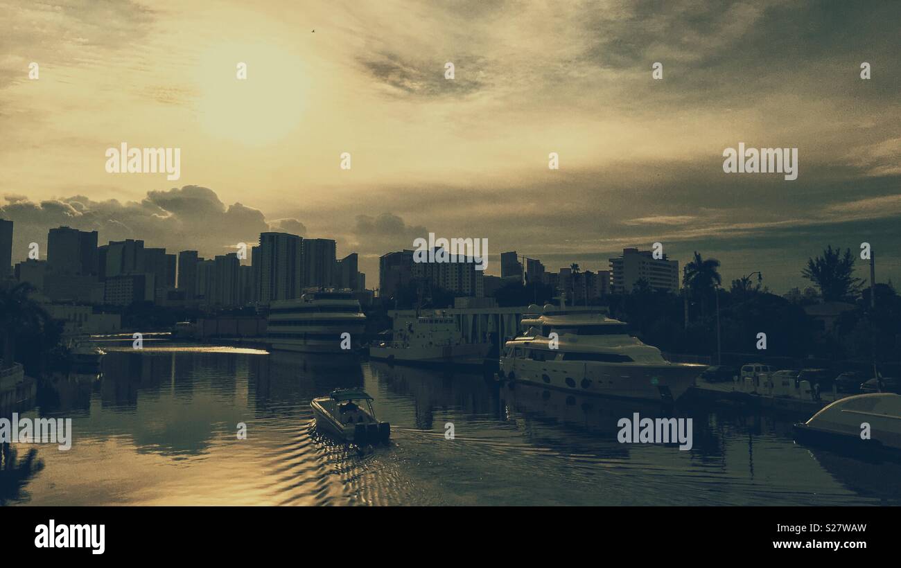 Sunrise over the Miami River Stock Photo - Alamy