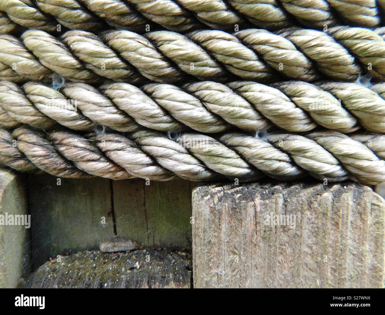 Vintage ropes hi-res stock photography and images - Alamy