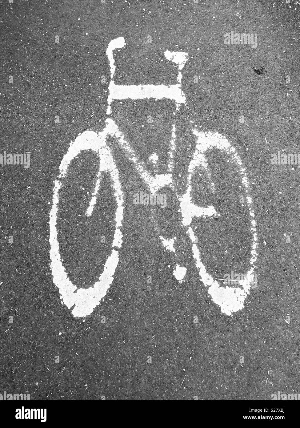 White painted bicycle Black and White Stock Photos & Images - Alamy