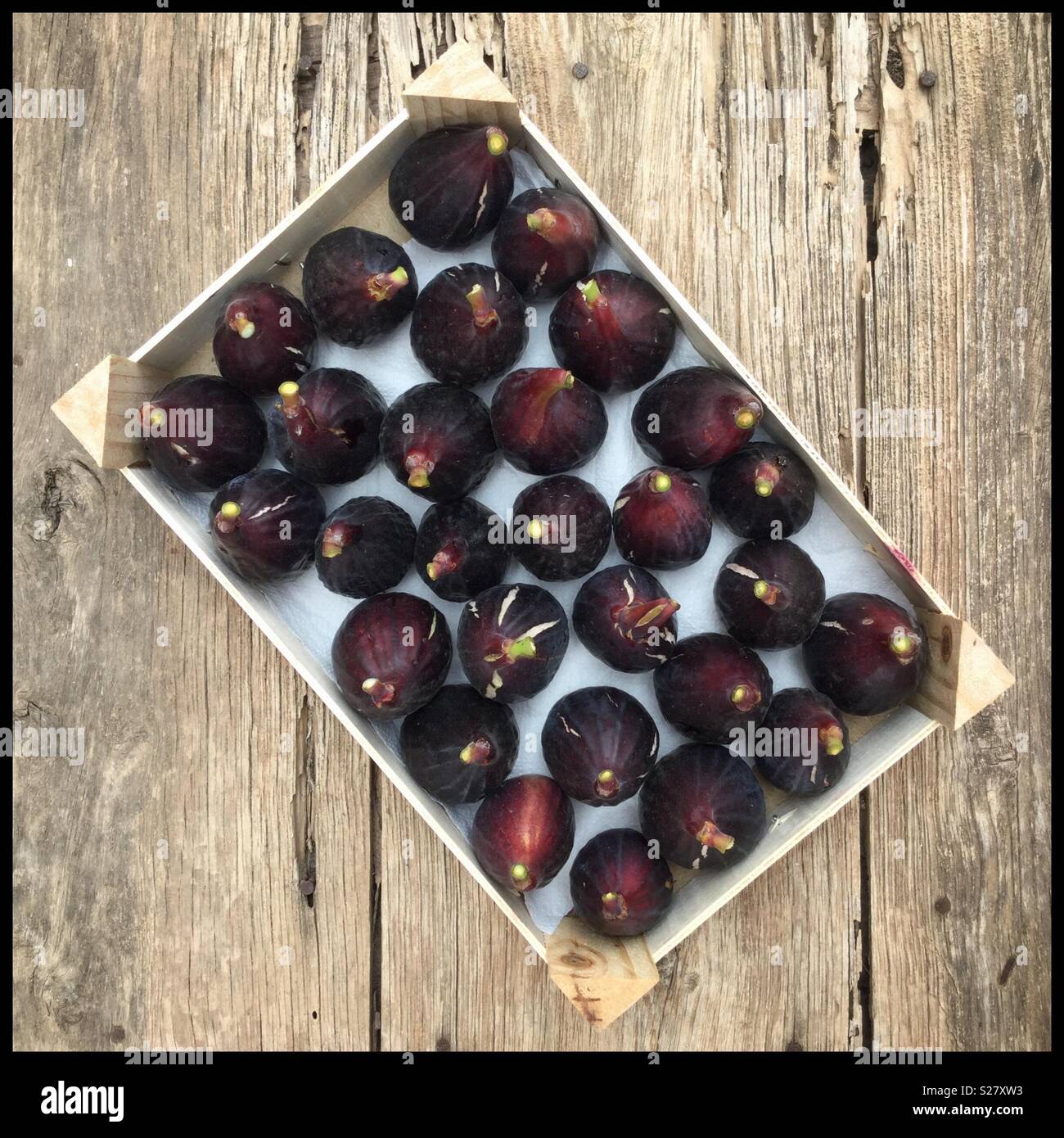 Ripened fresh figs hi-res stock photography and images - Alamy