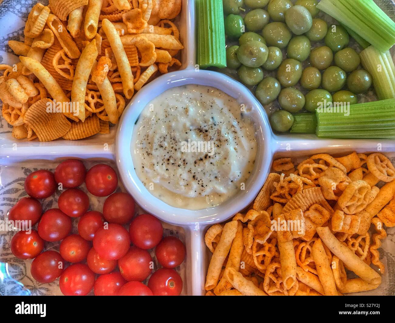 Food dip crisps hi-res stock photography and images - Alamy