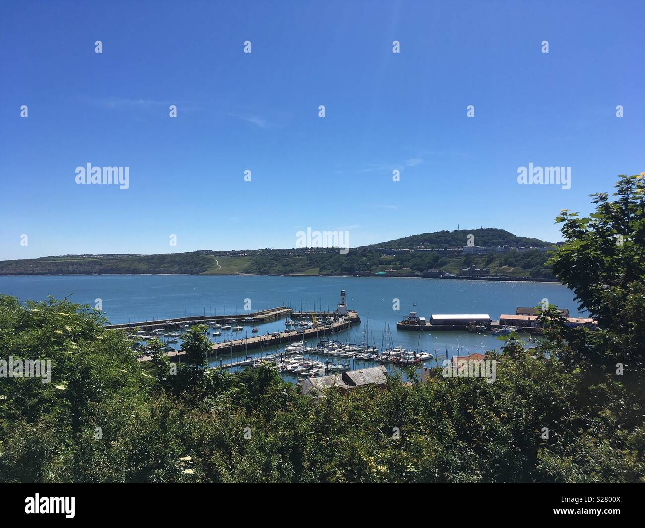 Scarborough in the sunshine taken from the castle dykes. South Bay in ...