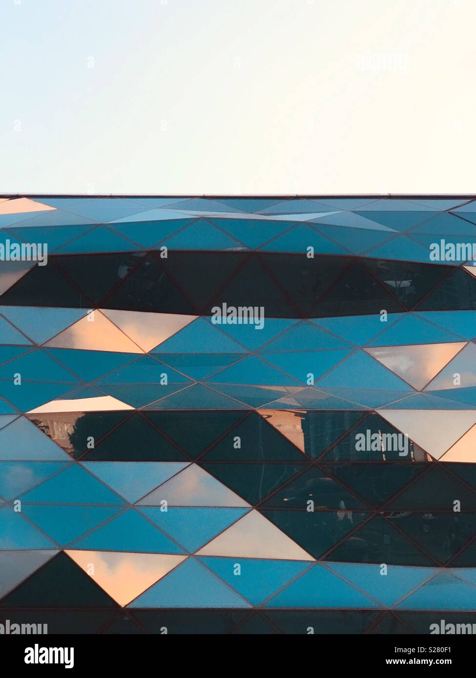 Geometry and architecture hi-res stock photography and images - Alamy