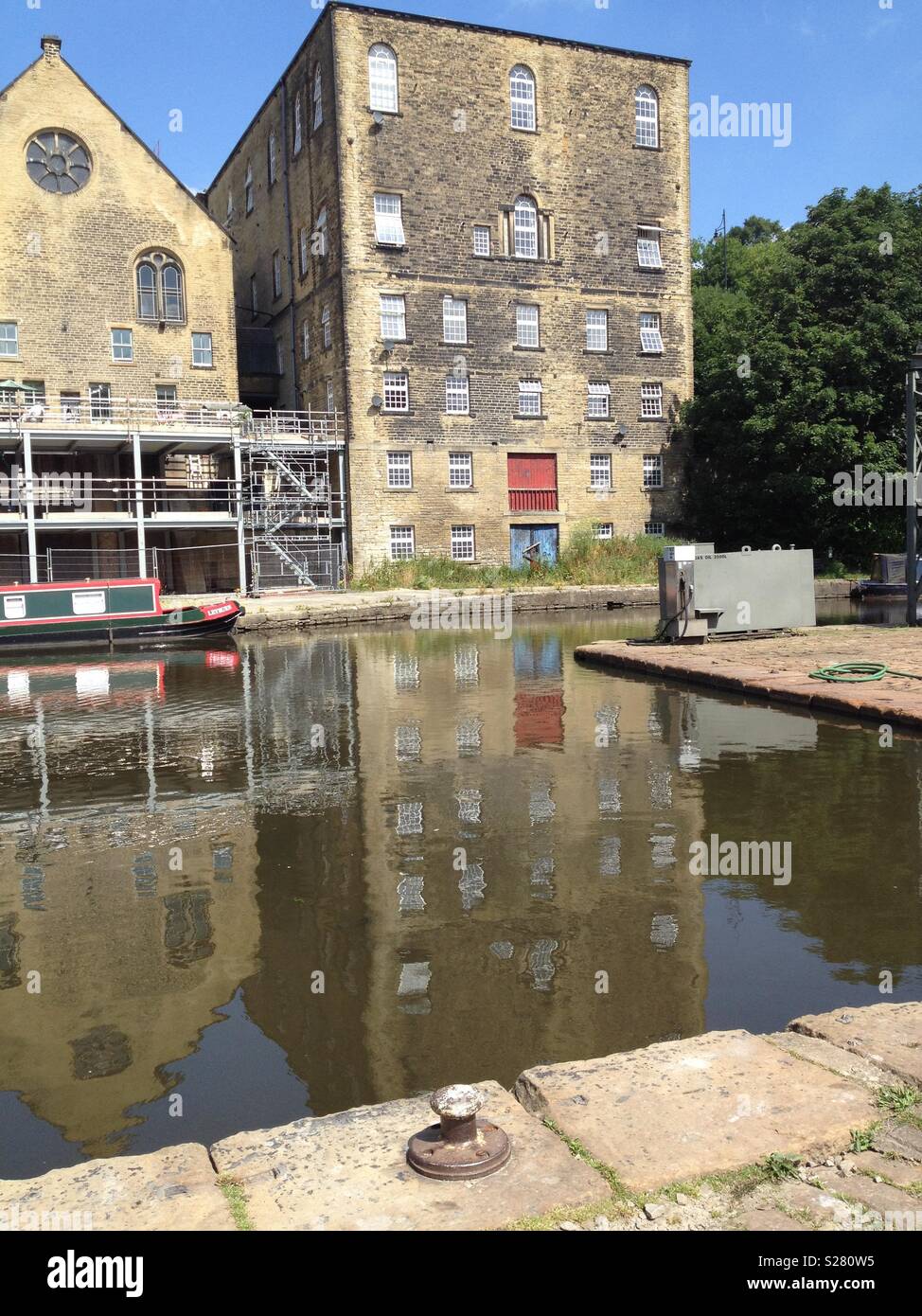 Sowerby bridge hi-res stock photography and images - Alamy