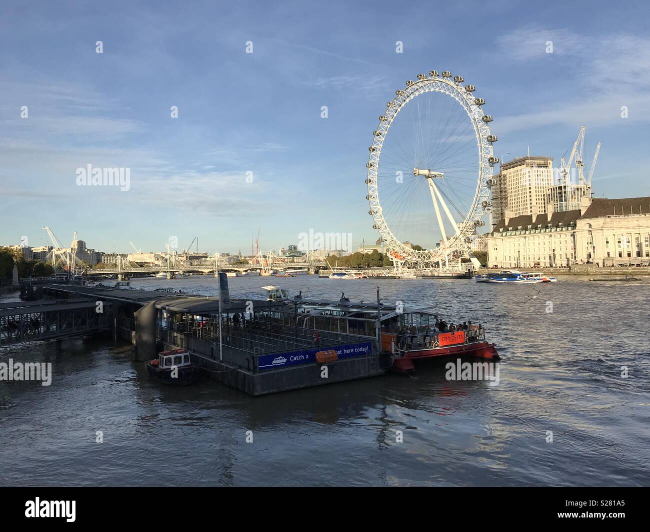 London eye boat hi-res stock photography and images - Alamy
