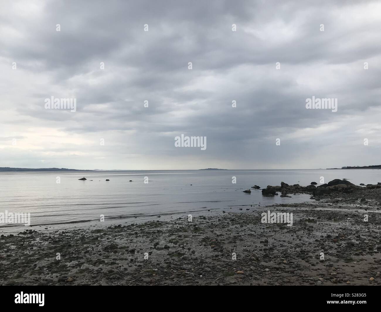 Cramond beach hi-res stock photography and images - Alamy
