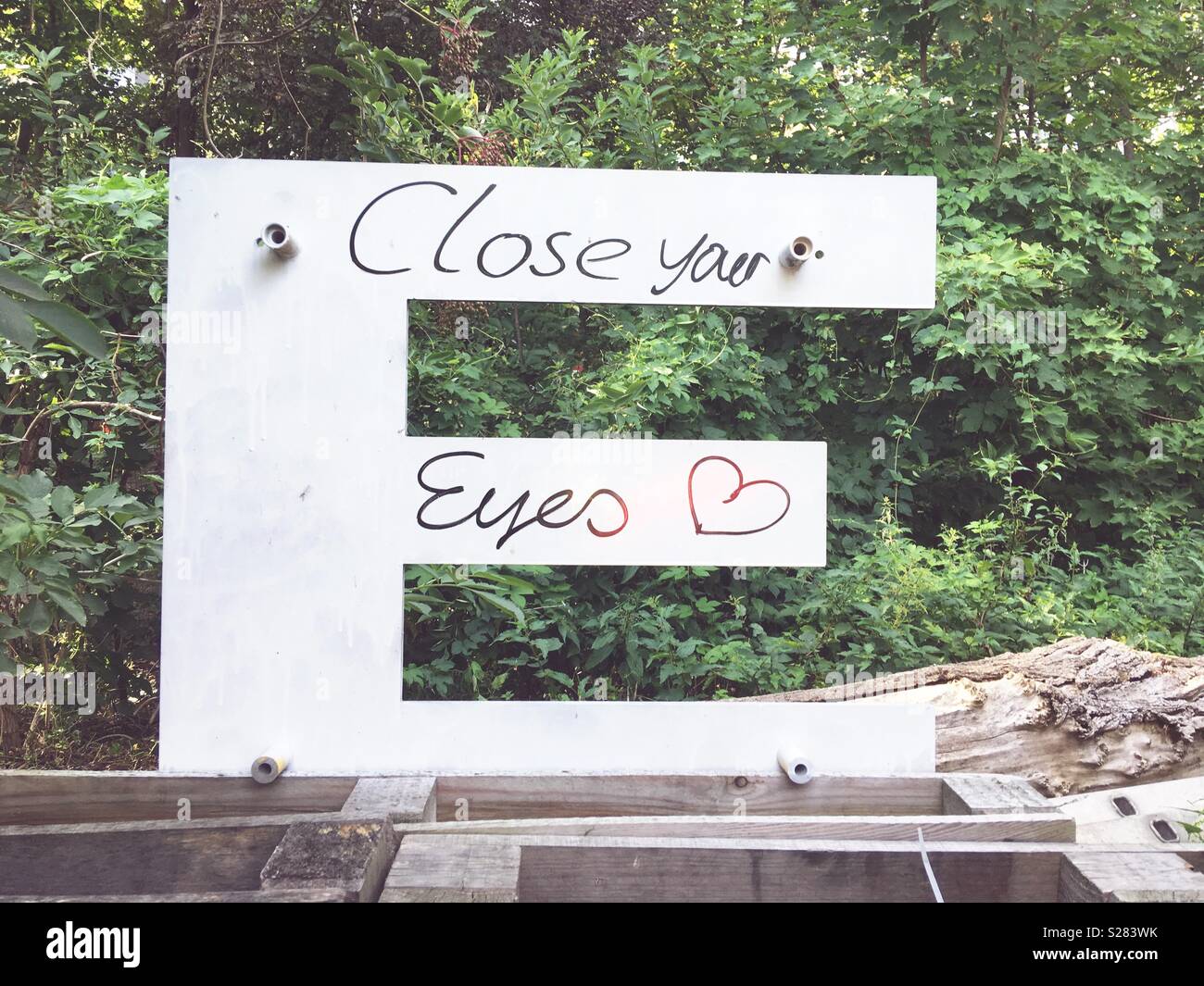 Close your eyes hi-res stock photography and images - Alamy